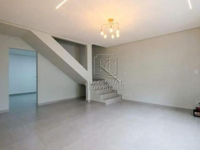 Sobrado à Venda em São Caetano do Sul | 3 Dormitórios | 1 Suíte | 140 m² | 2 Vagas