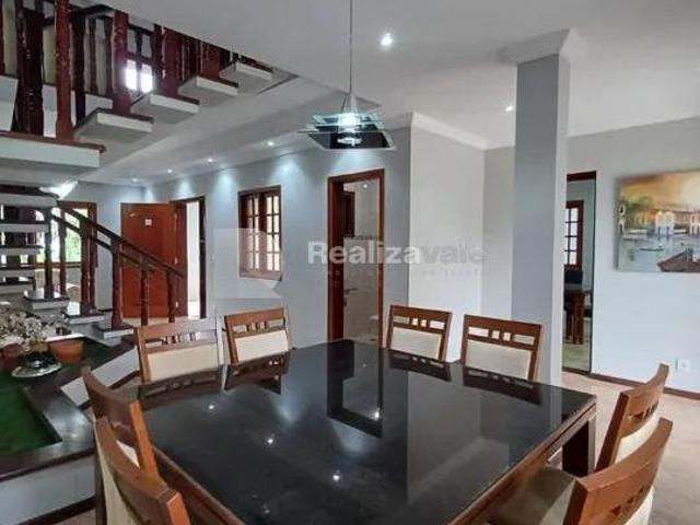 Sobrado à venda em São José dos Campos, Urbanova III, com 5 quartos, com 309 m²