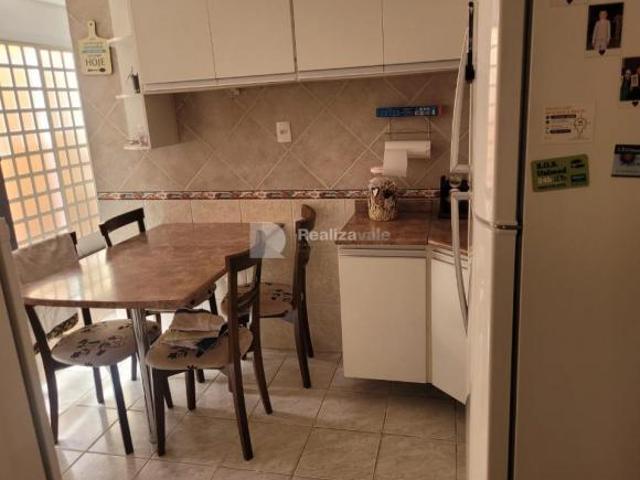 Sobrado à venda em São José dos Campos, Bosque dos Eucaliptos, com 4 quartos, com 137 m²
