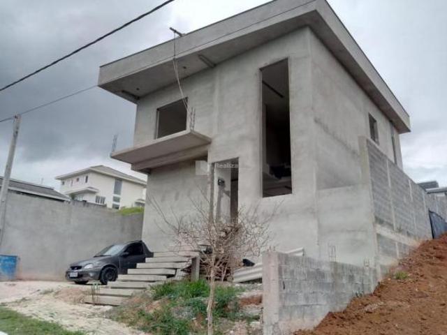 Sobrado à venda em São José dos Campos, Condomínio Residencial Mantiqueira, com 4 quartos