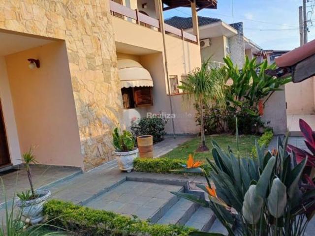 Sobrado à venda em São José dos Campos, Jardim das Indústrias, com 4 quartos, com 310 m²