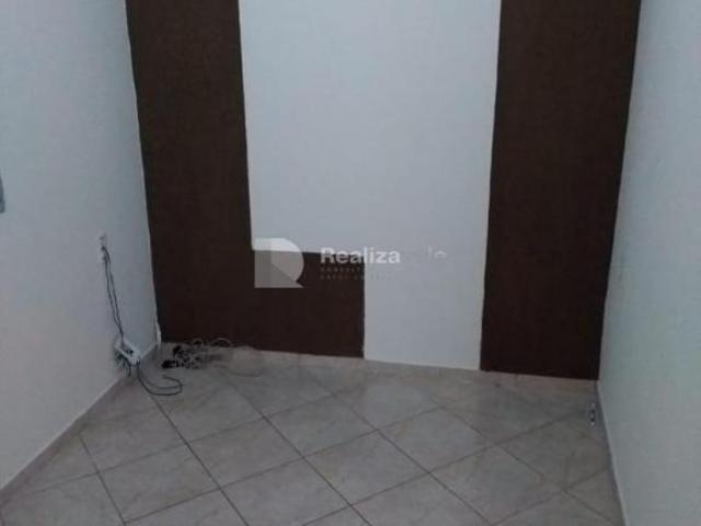 Sobrado à venda em São José dos Campos, Jardim Santa Inês II, com 4 quartos, com 120 m²