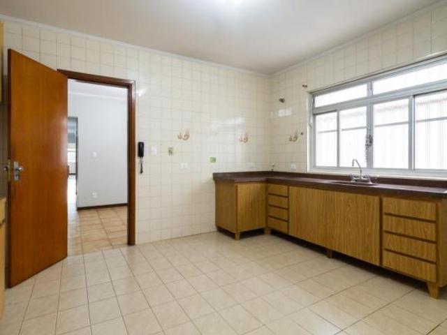 Sobrado à venda em São Paulo, Alto da Lapa, com 2 quartos, 131m²