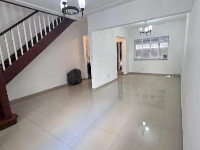 Sobrado à Venda em São Paulo SP, Bairro Ipiranga: 3 Quartos, 1 Suíte, 3 Banheiros, 2 Vagas, 155m² de