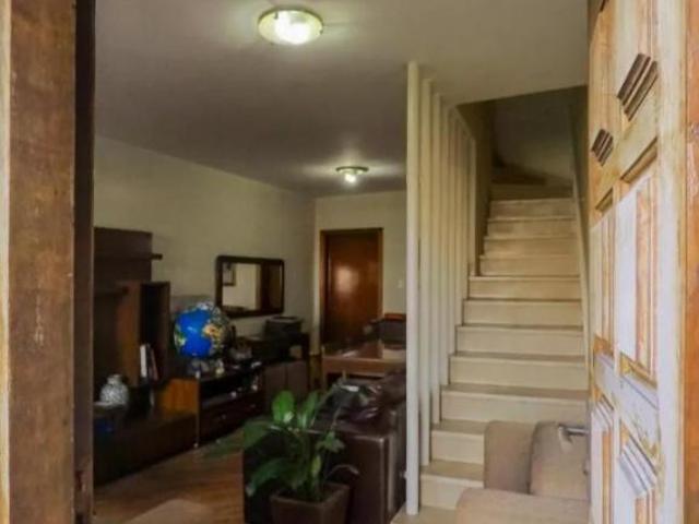 Sobrado à venda em São Paulo SP, Vila Mariana: 2 quartos, 1 suíte, 4 banheiros