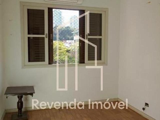 Sobrado à venda em São Paulo SP, Vila Mariana: 3 quartos, 1 suíte, 4 banheiros, 3 vagas, 200m². Apro