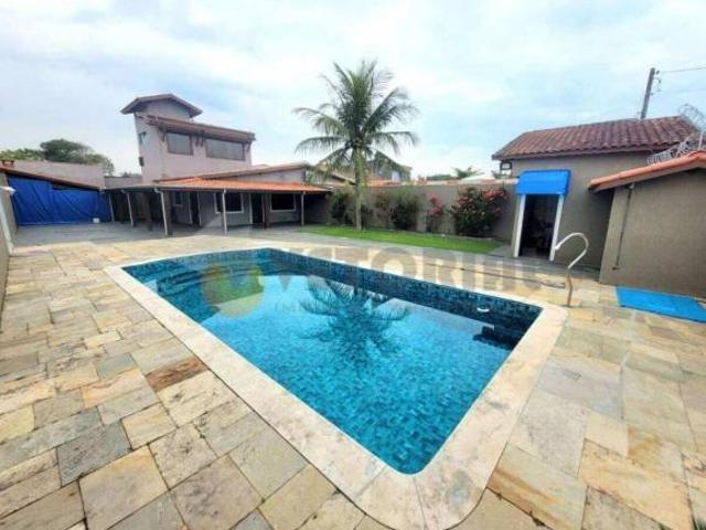 Sobrado à venda em São Sebastião, C Mar, com 3 quartos, 157,00m²