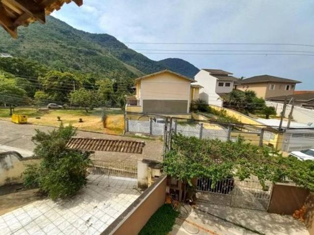 Sobrado à venda em São Sebastião, São Francisco da Praia, com 2 quartos, 110m²