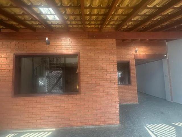 Sobrado à venda em Sorocaba, Central Parque Sorocaba, com 4 quartos, com 130 m²