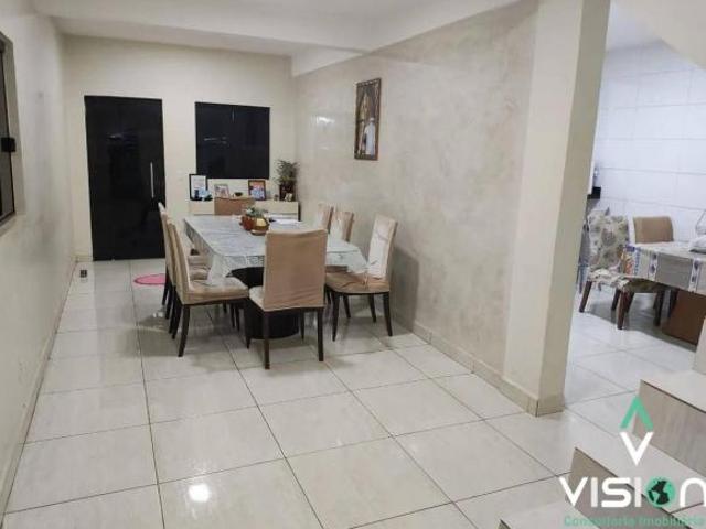 Sobrado à Venda em Samambaia Norte