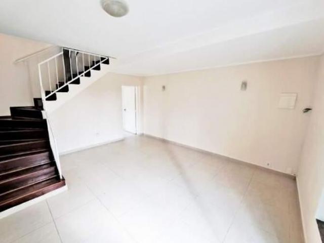 Sobrado à venda em Santo André Bairro Paraíso | 3 dormitórios, 2 banheiros, porcelanato