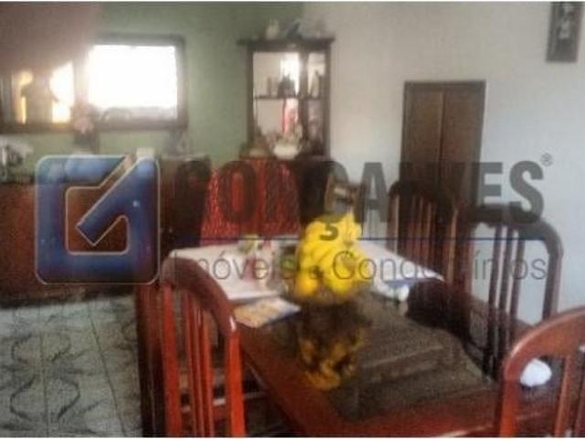 Sobrado à Venda em Santo André Jardim Oriental, 3 Quartos com 1 Suíte