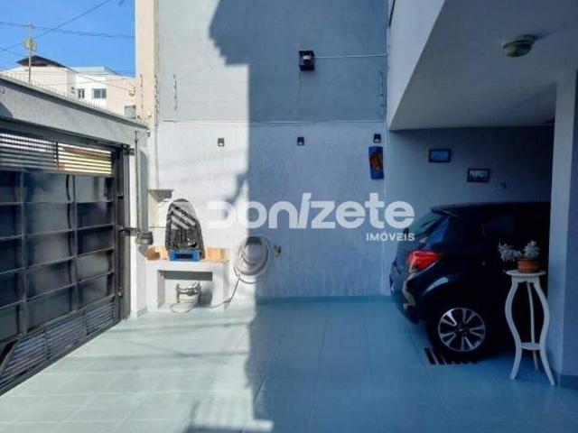 Sobrado à venda em Santo André Santa Maria – 3 dorms, 1 suíte, 3 vagas
