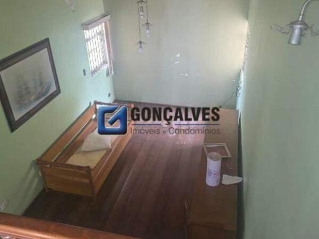 Sobrado à venda em Santo André Vila Valparaíso | 3 dormitórios, 5 vagas