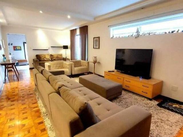 Sobrado à Venda em Santo André Vila Valparaíso – 3 Quartos, 3 Vagas, 231 m²