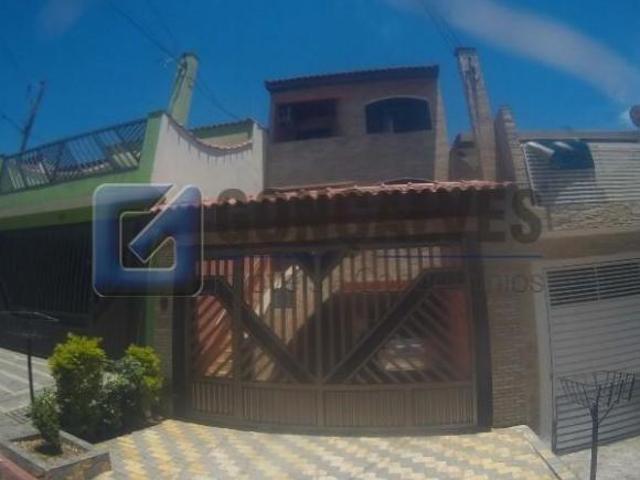 Sobrado à venda em Santo André Vila Alzira, 3 quartos, 2 vagas
