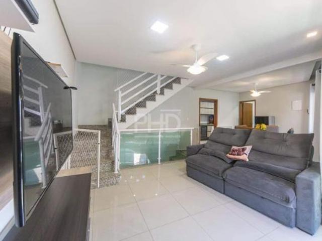 Sobrado à venda em Santo André Vila Linda | 3 dorms, suíte, varanda gourmet e 2 vagas