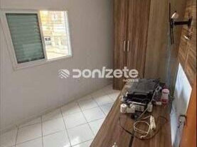 Sobrado à venda em Santo André Vila Linda – 3 dorms, 2 vagas, piscina e churrasqueira