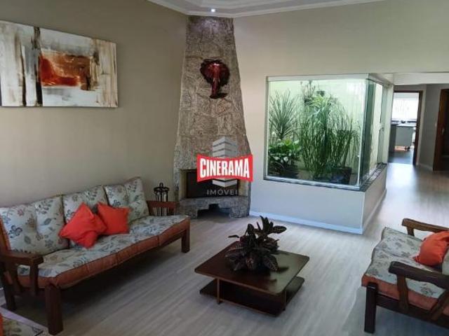 Sobrado à venda em Santa Maria Santo André | Cinerama Imóveis