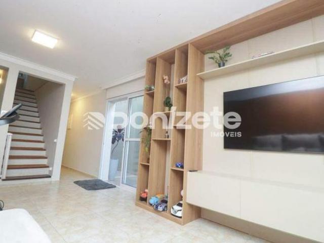 Sobrado à venda em Santa Teresinha, Santo André com 4 quartos, piscina, 2 vagas. Aceita financiament