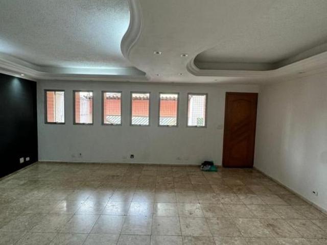 Sobrado à venda em Santa Terezinha SBC
