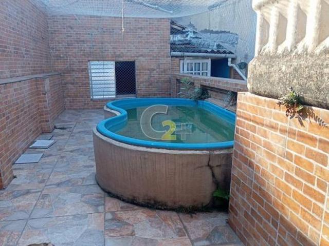 Sobrado à venda em Santana, com 3 quartos, sendo 2 suítes e sem vaga