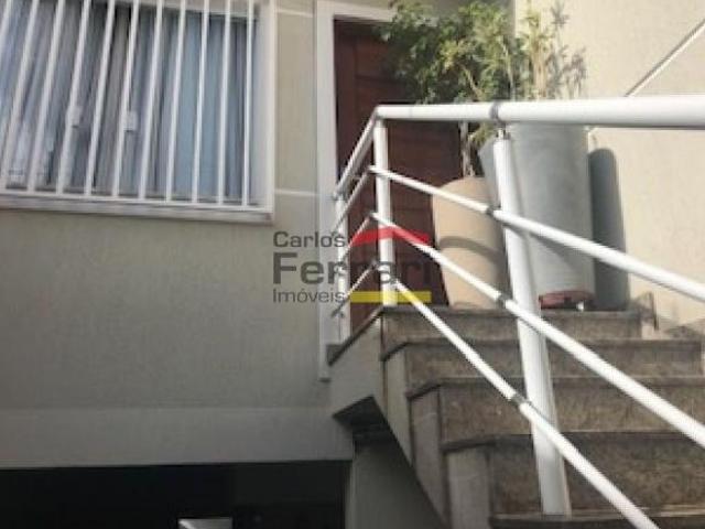 Sobrado à venda em Santana com 3 suites e 2 vagas