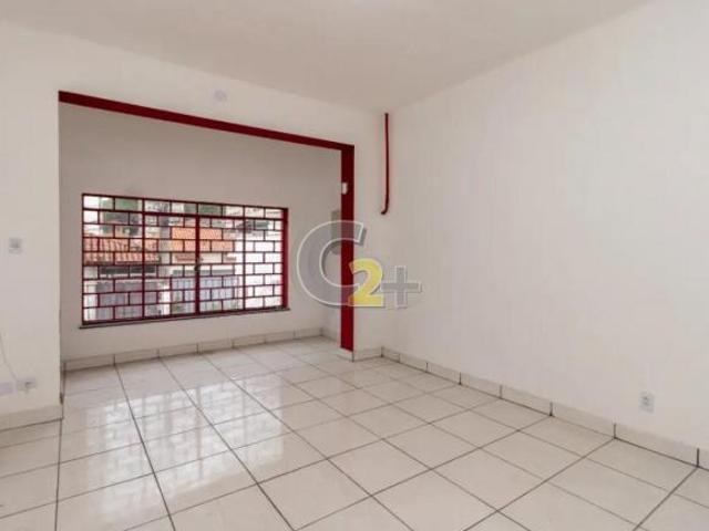 Sobrado a venda em Santana com 2 quartos, sem vaga