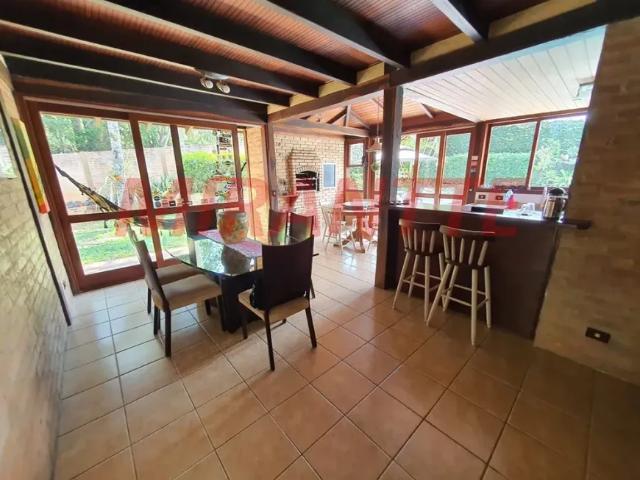 Sobrado à Venda em Serra da Cantareira