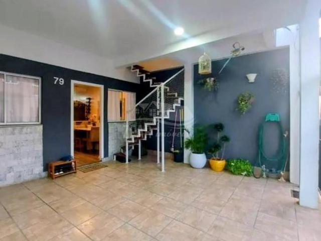 Sobrado à venda em Porto Alegre Vila Nova: 2 quartos, 2 banheiros, 1 vaga de garagem, 79,00 m² de