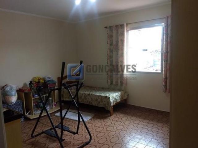 Sobrado à venda em Paulicéia, São Bernardo do Campo – 3 quartos, 2 vagas
