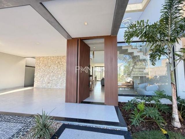 Sobrado à venda em Paulínia, Boa Esperança, com 4 suítes, com 270 m²