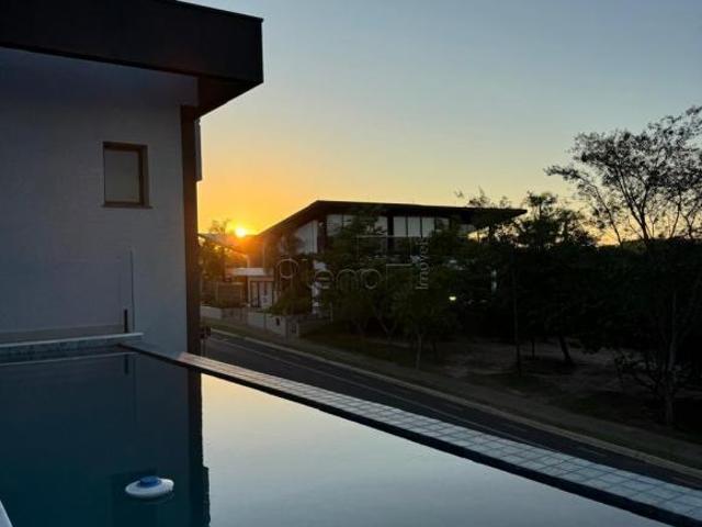 Sobrado à venda em Paulínia, Jardim Ypê, com 3 suítes, com 270 m², La Dolce Vita