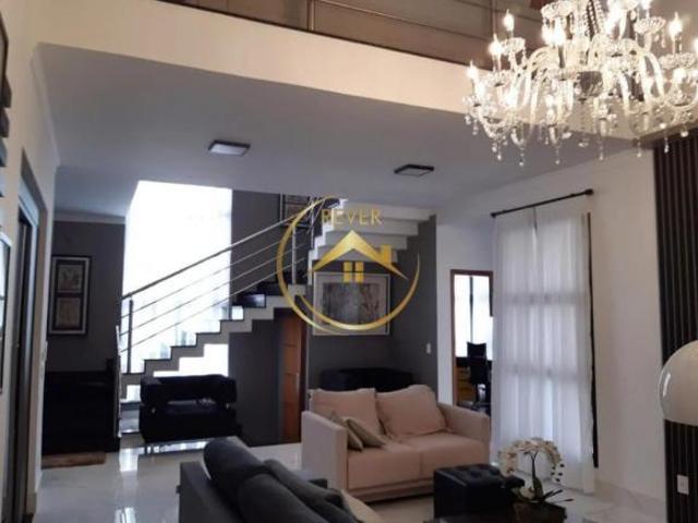 Sobrado à venda em Paulínia, Loteamento Terras do Cancioneiro, com 4 quartos, com 320 m²