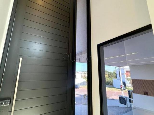 Sobrado à venda em Paulínia, Parque Brasil 500, com 3 suítes, com 198 m², Santorini Residencial Club