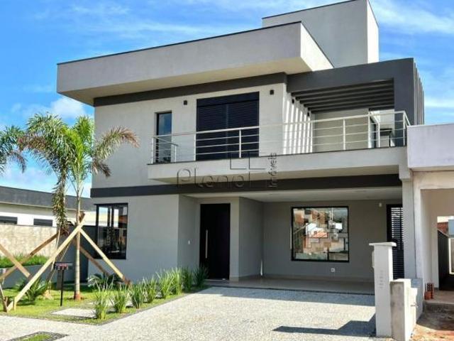 Sobrado à venda em Paulínia, Parque Brasil 500, com 3 suítes, com 244.82 m²