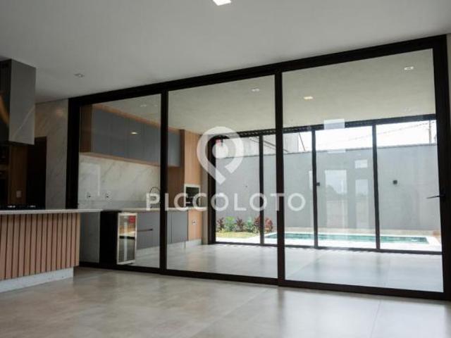 Sobrado à venda em Paulínia, Parque Brasil 500, com 4 suítes, com 226.12 m², Residencial Santorini