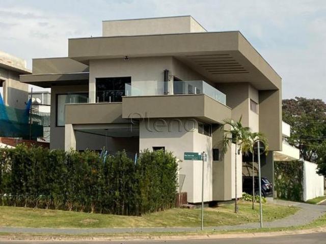 Sobrado à venda em Paulínia, Parque Brasil 500, com 4 quartos, com 350 m², Residencial Villa Lobos