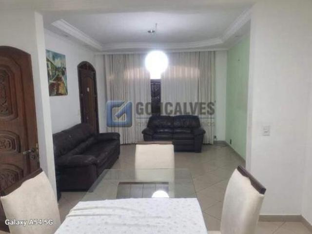 Sobrado à venda em Parque Terra Nova II | 3 quartos, 2 vagas, S. Bernardo do Campo