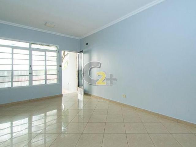 Sobrado à venda em Perdizes com 4 quartos e 2 vagas
