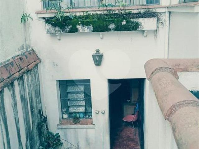 Sobrado à venda em Pinheiros SP