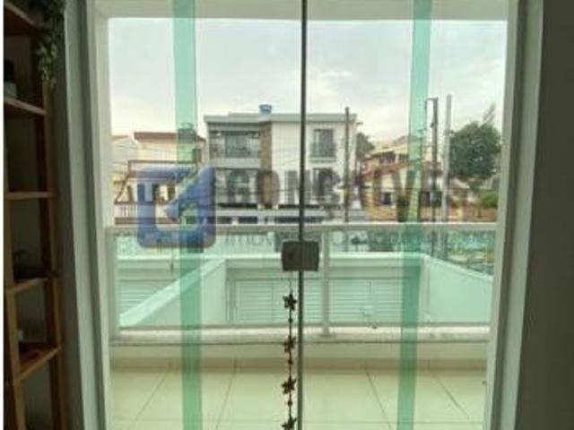 Sobrado à venda em Pinheirinho, Santo André – 4 suítes, 3 vagas