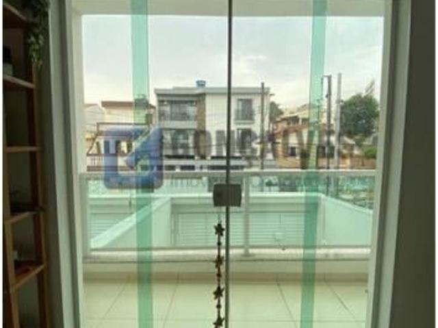 Sobrado à venda em Pinheirinho, Santo André – 4 suítes, 3 vagas
