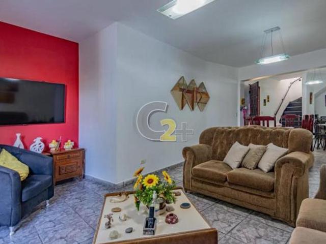 Sobrado à venda em Pq São Domingos 148m² 3 quartos, 2 vagas