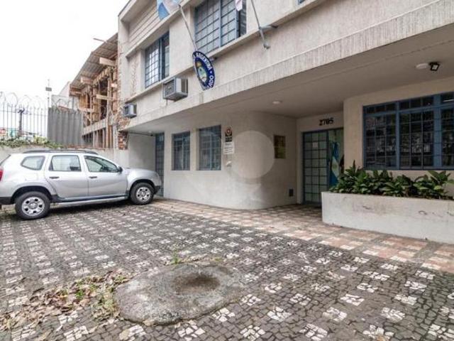 Sobrado à venda em Rebouças, Curitiba