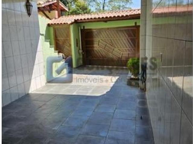 Sobrado à Venda em Ribeirão Pires Vila Aurora – 3 Quartos, 1 Suíte, 2 Vagas