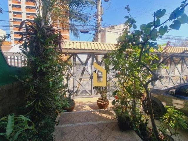 Sobrado à venda em rua fechada | 180m² | 5 dormitórios | 3 suítes | 5 vagas | Santana São Paulo