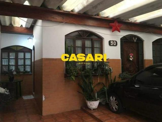 Sobrado à venda em Rudge Ramos – 4 dormitórios, suíte, edícula e 3 vagas – São Bernardo do Campo