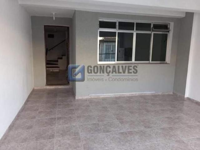 Sobrado à venda em Rudge Ramos, São Bernardo do Campo – 2 vagas, 200 m²