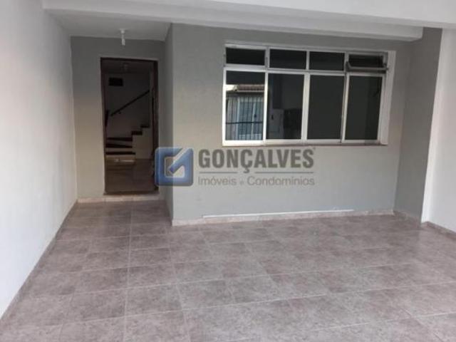 Sobrado à venda em Rudge Ramos, São Bernardo do Campo – 2 vagas, 200 m²